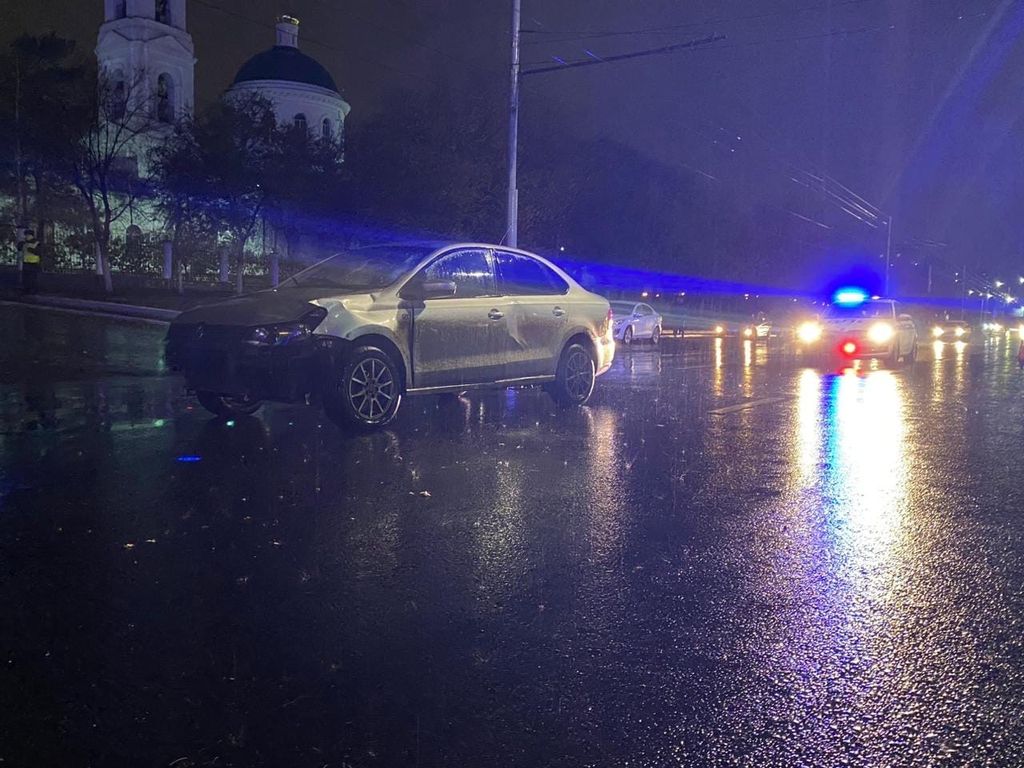 В Оренбурге на ул Чкалова водитель иномарки насмерть сбил пешехода